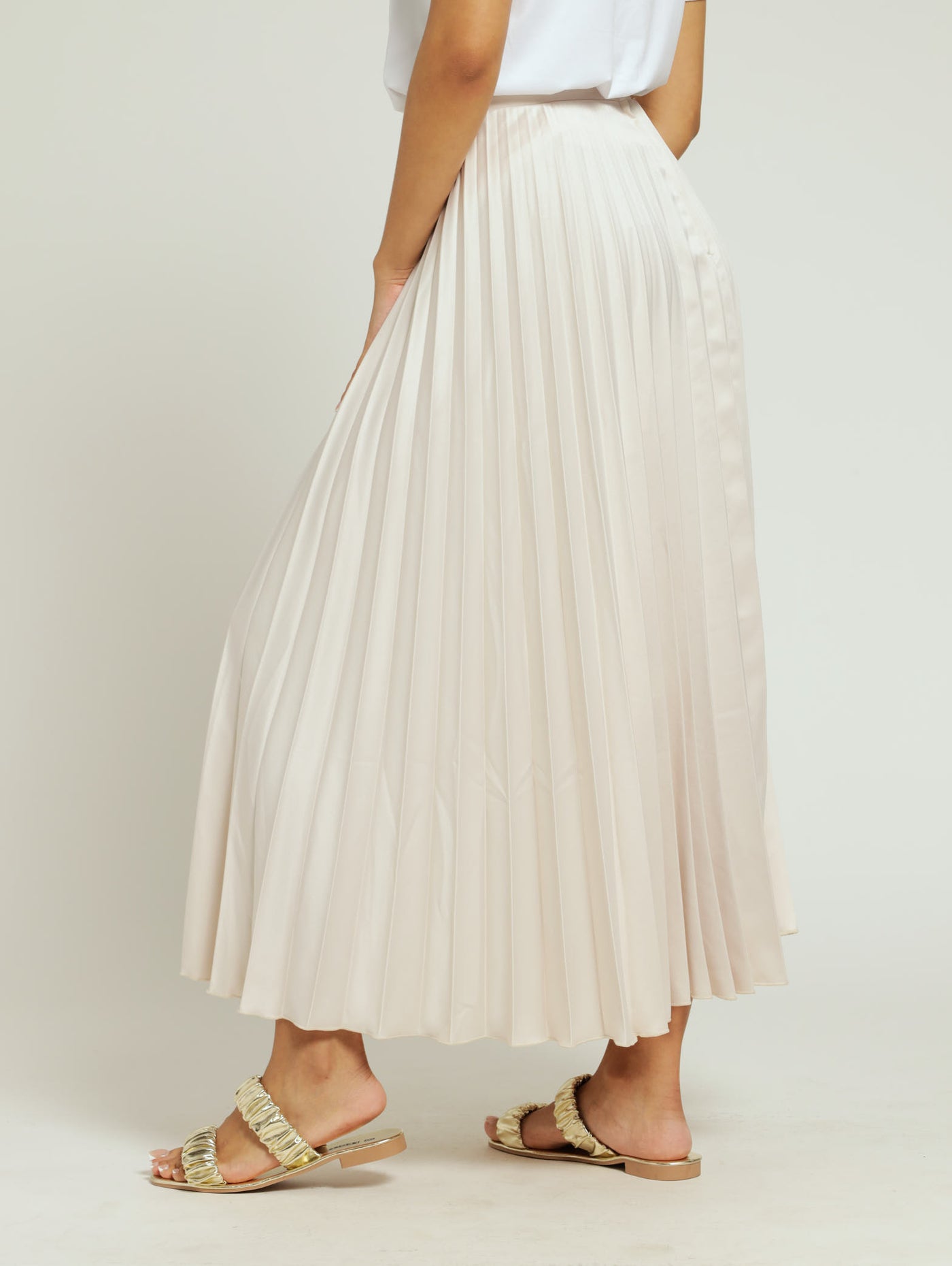 Pleated Skirt - Beige – LEGiT
