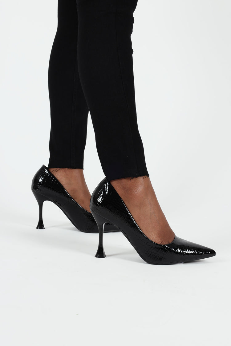 Heels – LEGiT