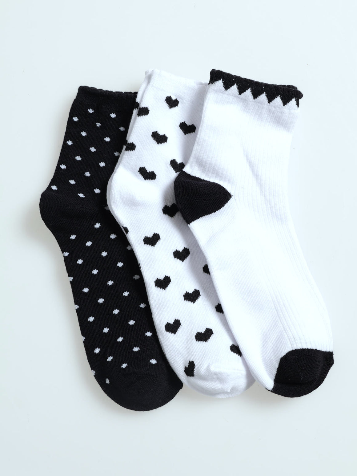 Hosiery & Socks – LEGiT