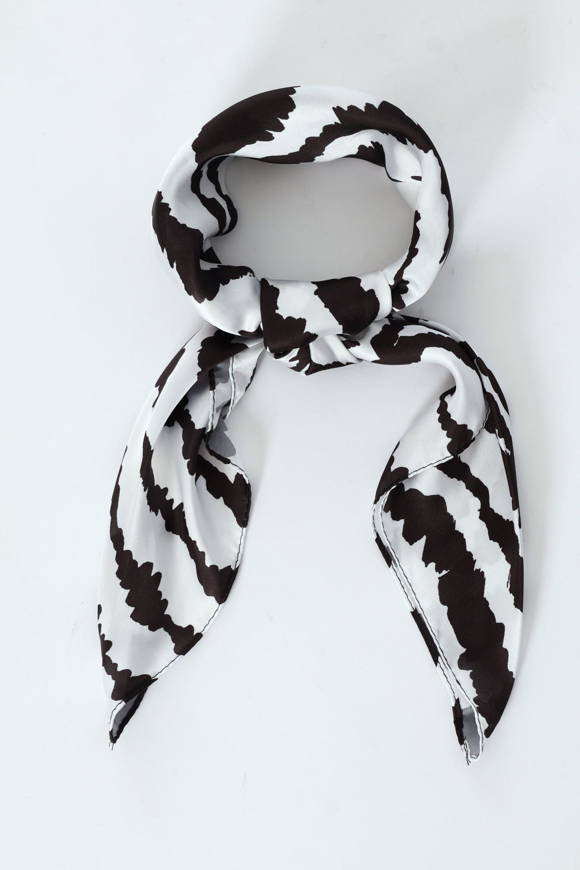 Scarves – LEGiT