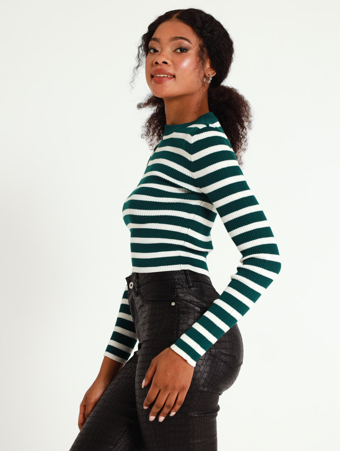 Knitwear & Pullovers – LEGiT