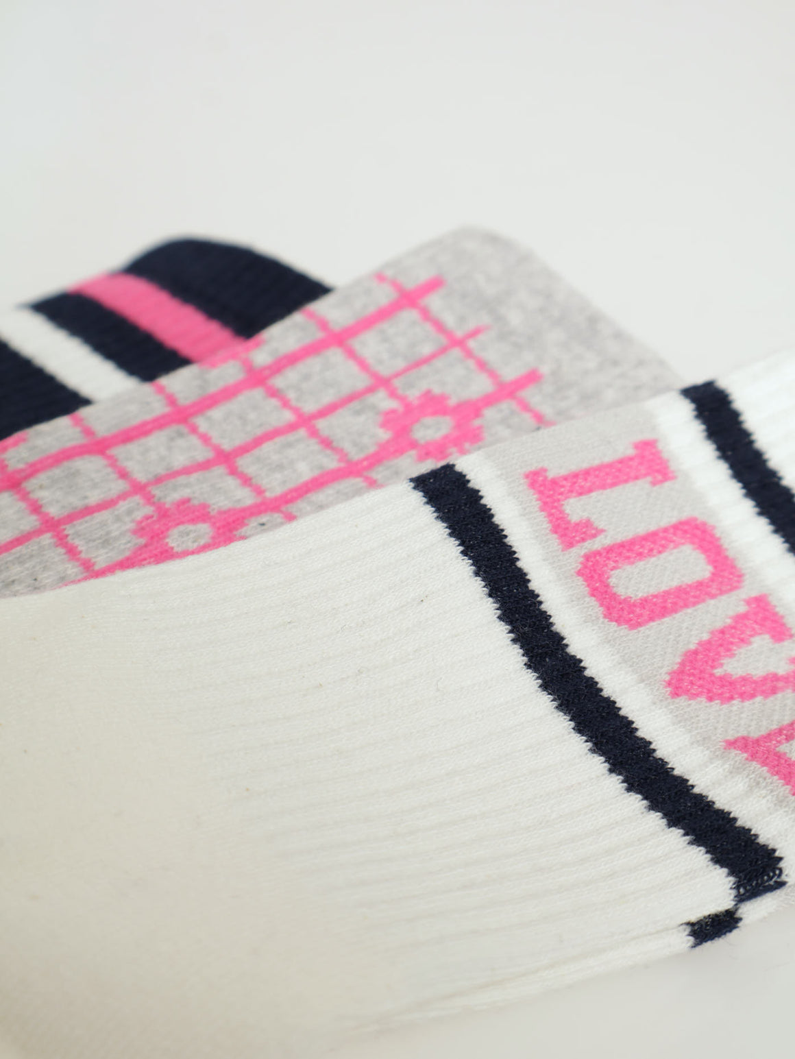 Hosiery & Socks – LEGiT