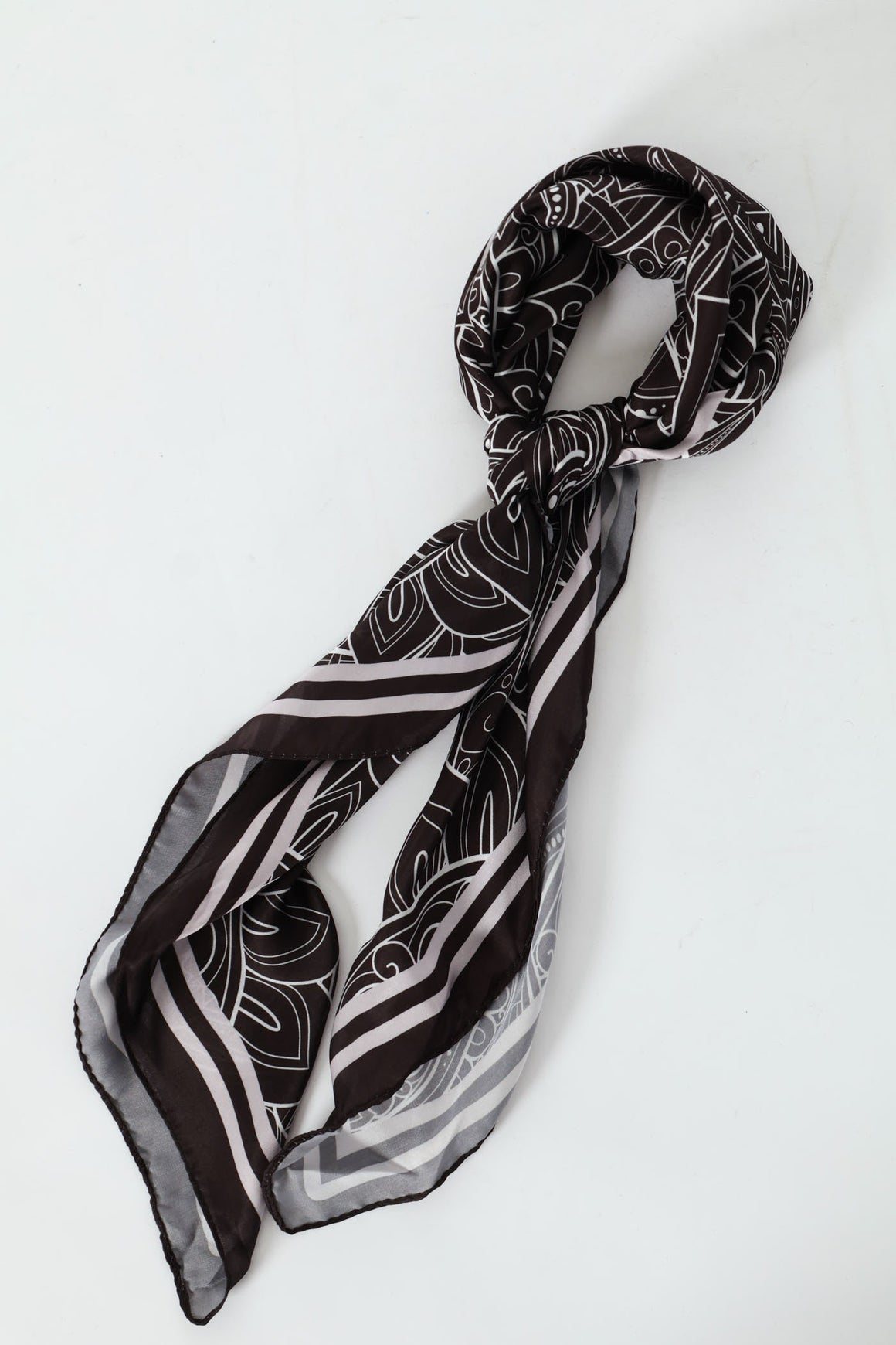 Scarves – LEGiT