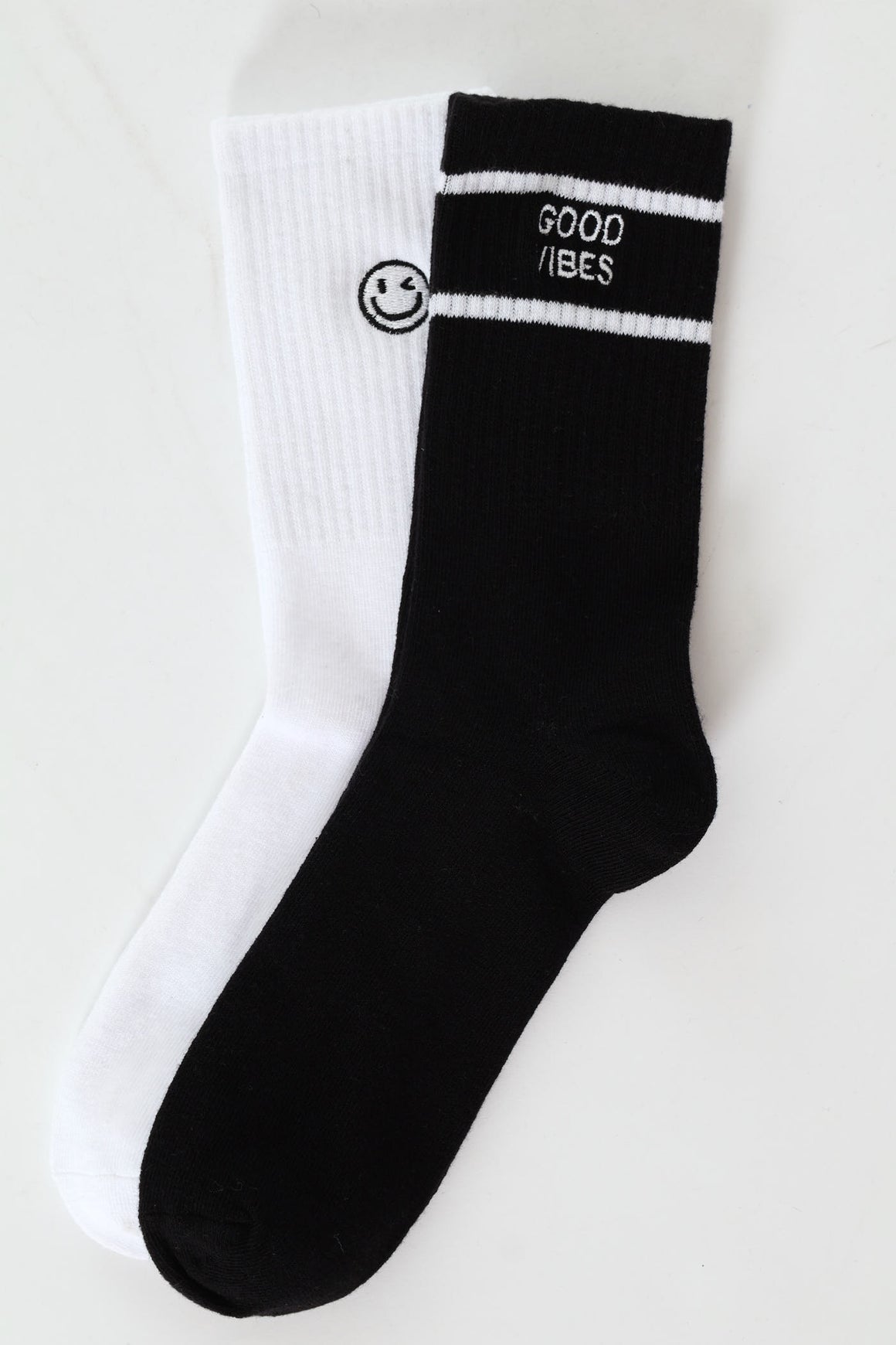 Hosiery & Socks – LEGiT