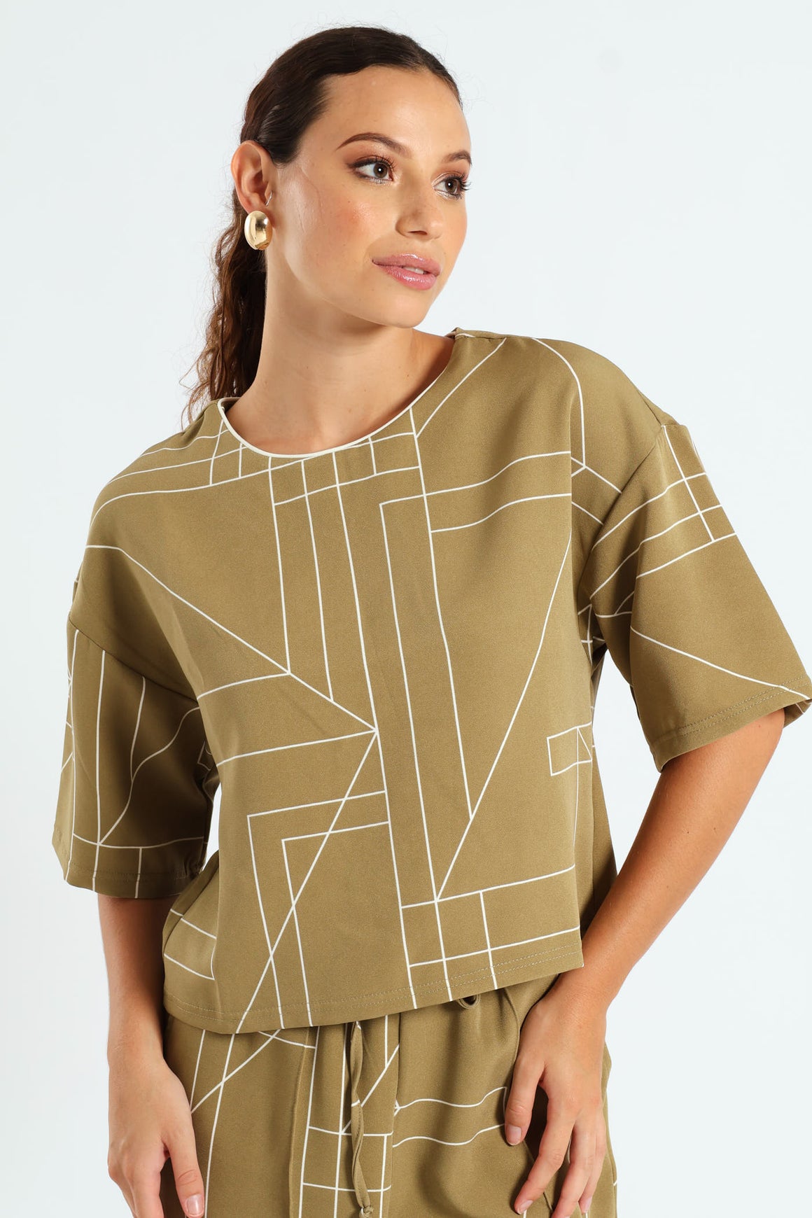 Tops & T-Shirts – LEGiT