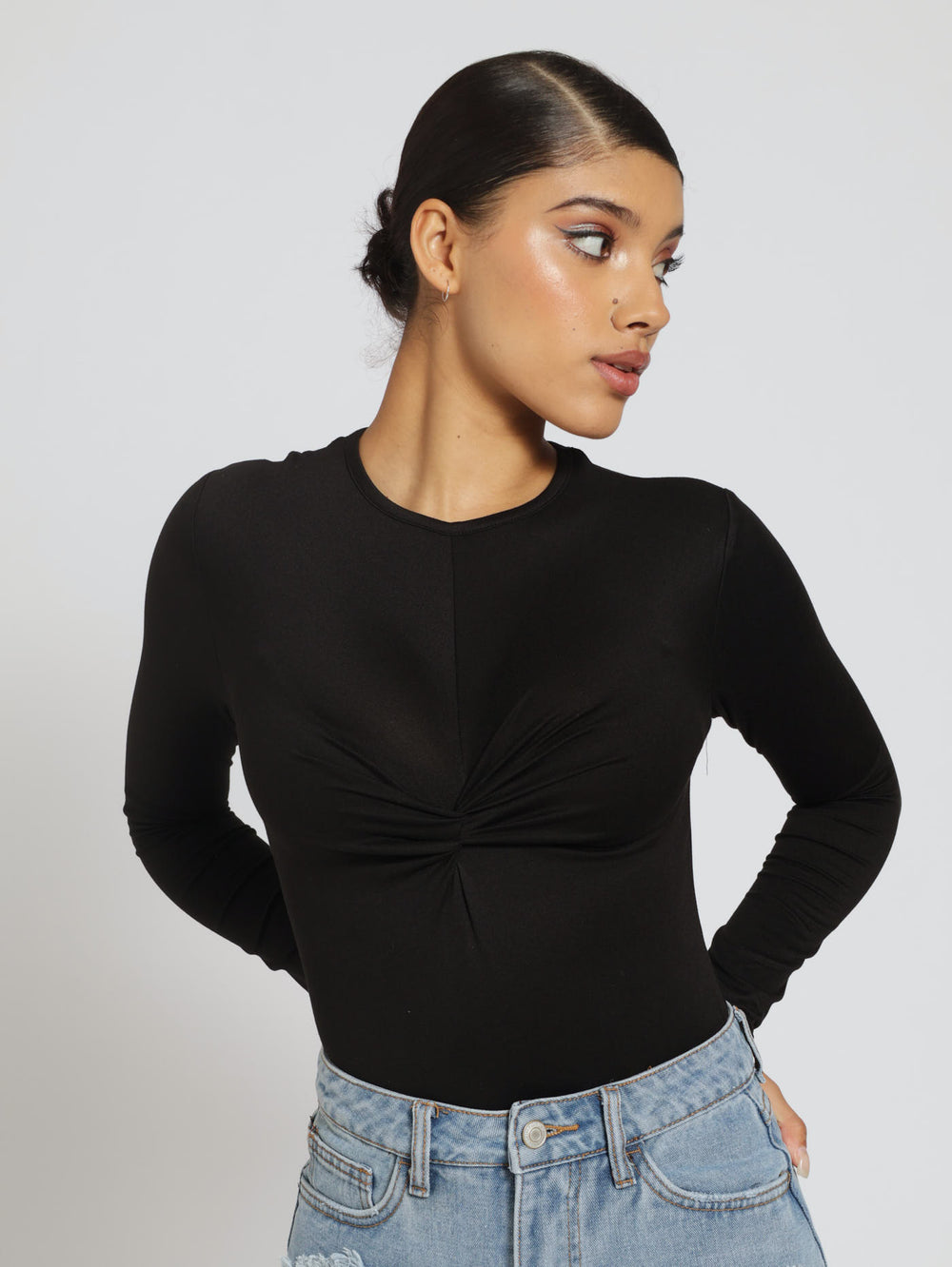 Long Sleeve Knot Front Ditsy Bodysuit - Black – LEGiT