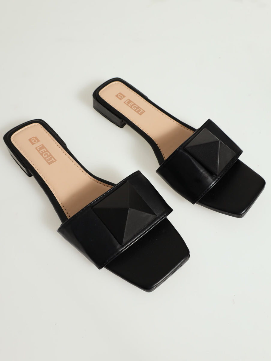 One Strap Push In With Pyramid Stud Sandals – LEGiT