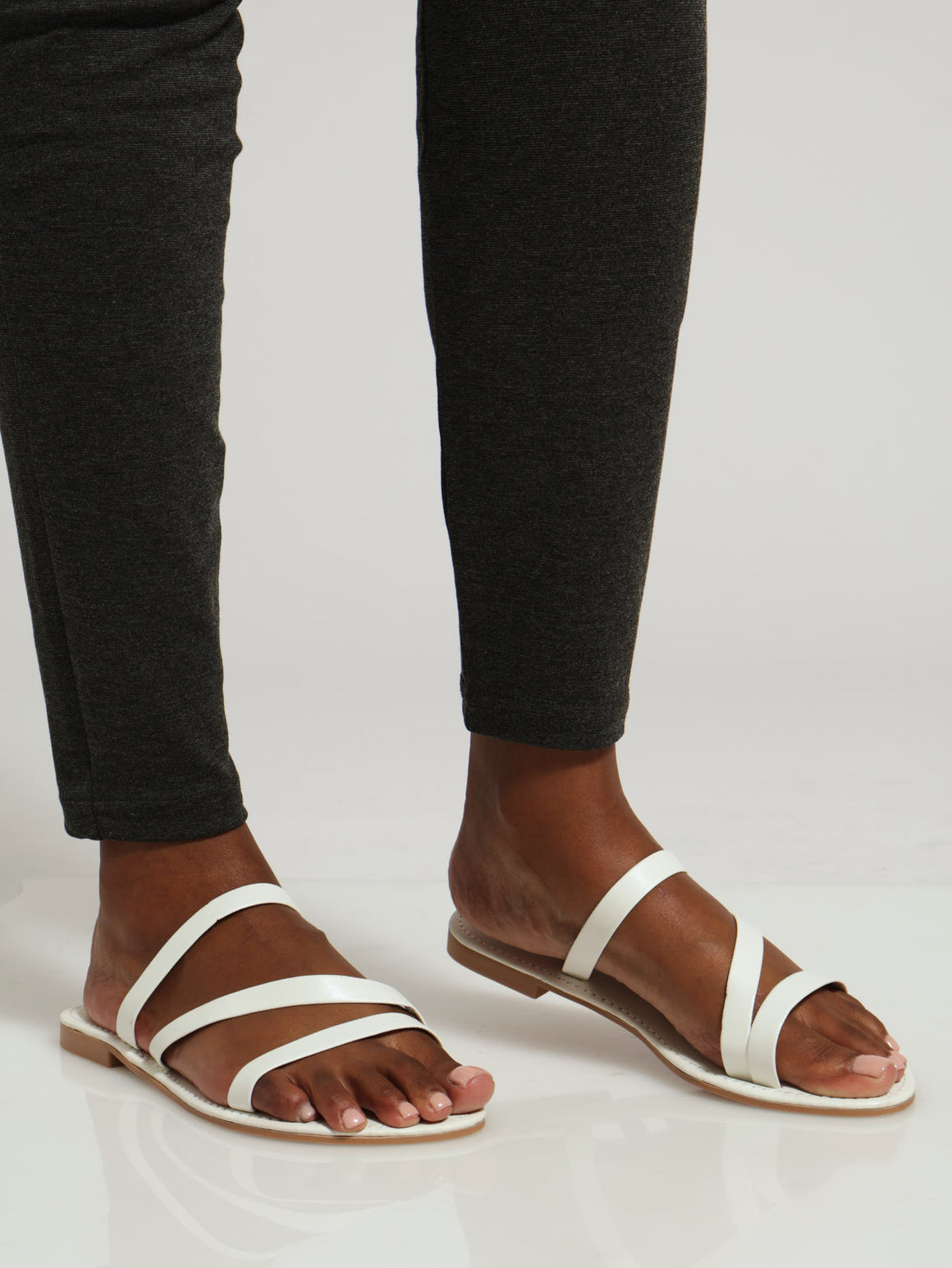 Sandals & Flip Flops – LEGiT