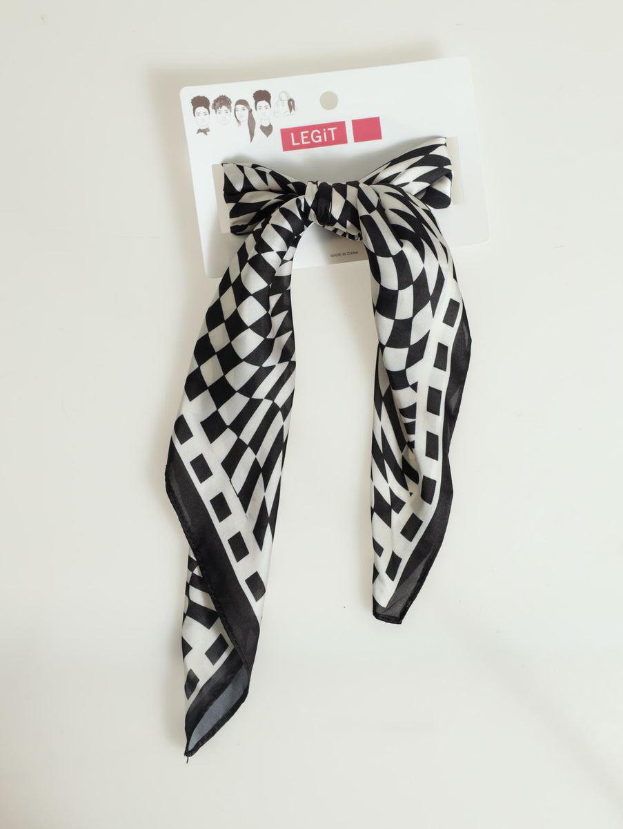 Geo Print Satin Scarf – LEGiT