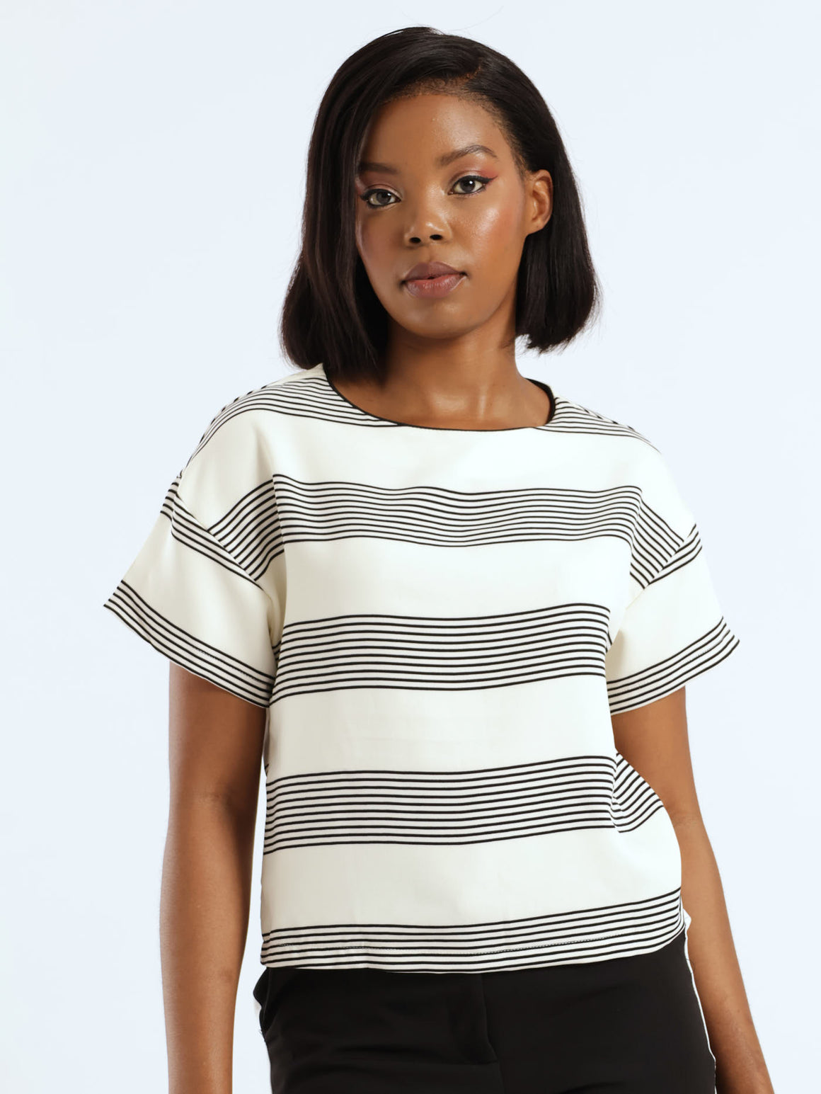 Tops & T-Shirts – LEGiT