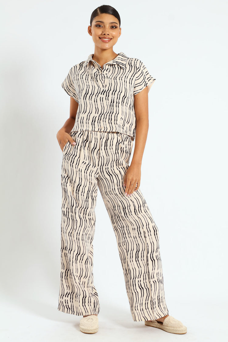 Tops & T-Shirts – LEGiT