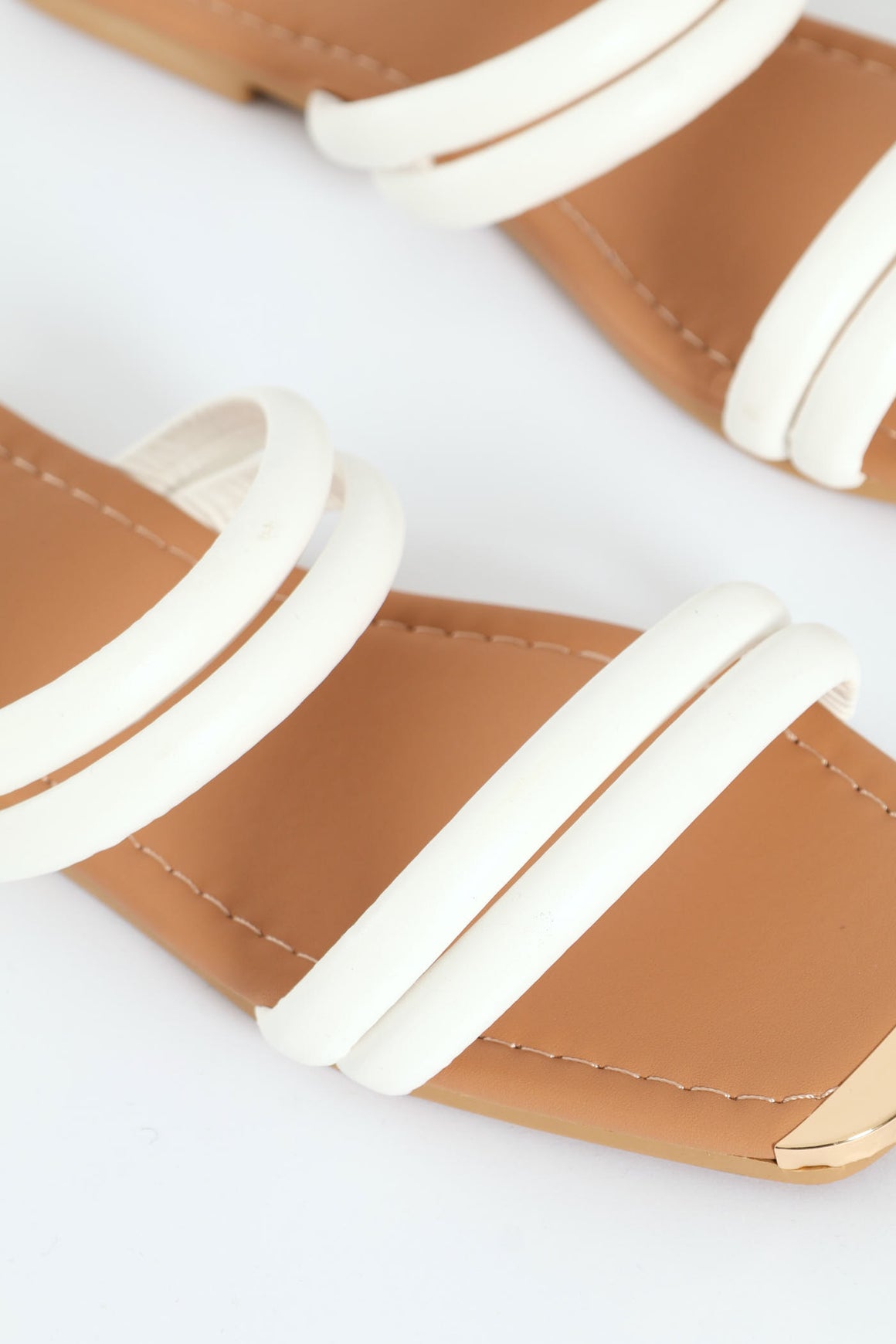 Sandals & Flip Flops – LEGiT