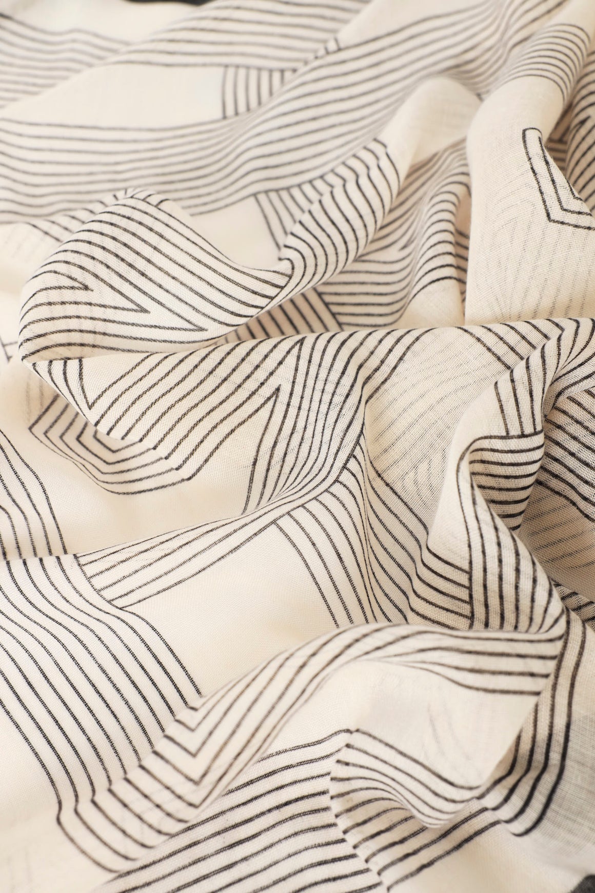 Scarves – LEGiT