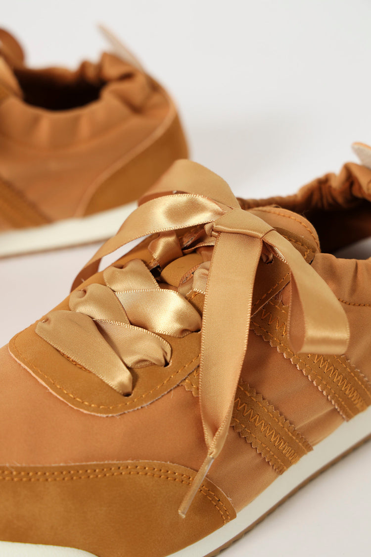 Sneakers – LEGiT
