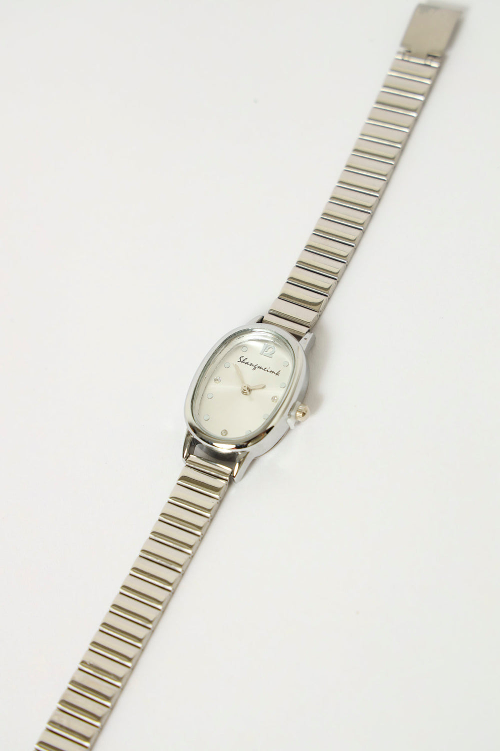 Oval Diamante Watch With Metal Strap - Silver – LEGiT
