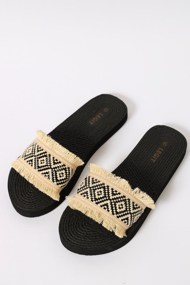 Sandals – LEGiT