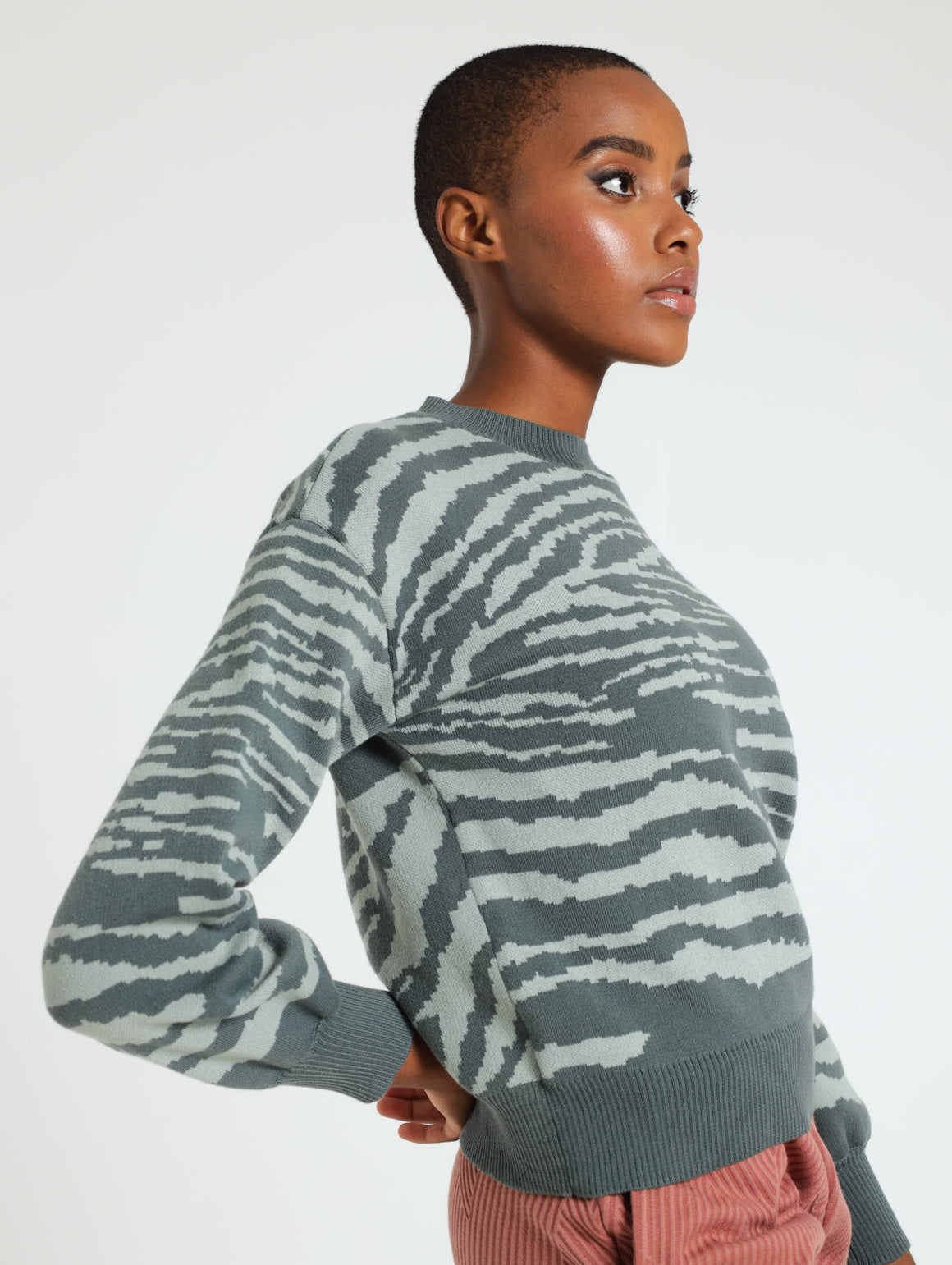 Knitwear & Pullovers – LEGiT